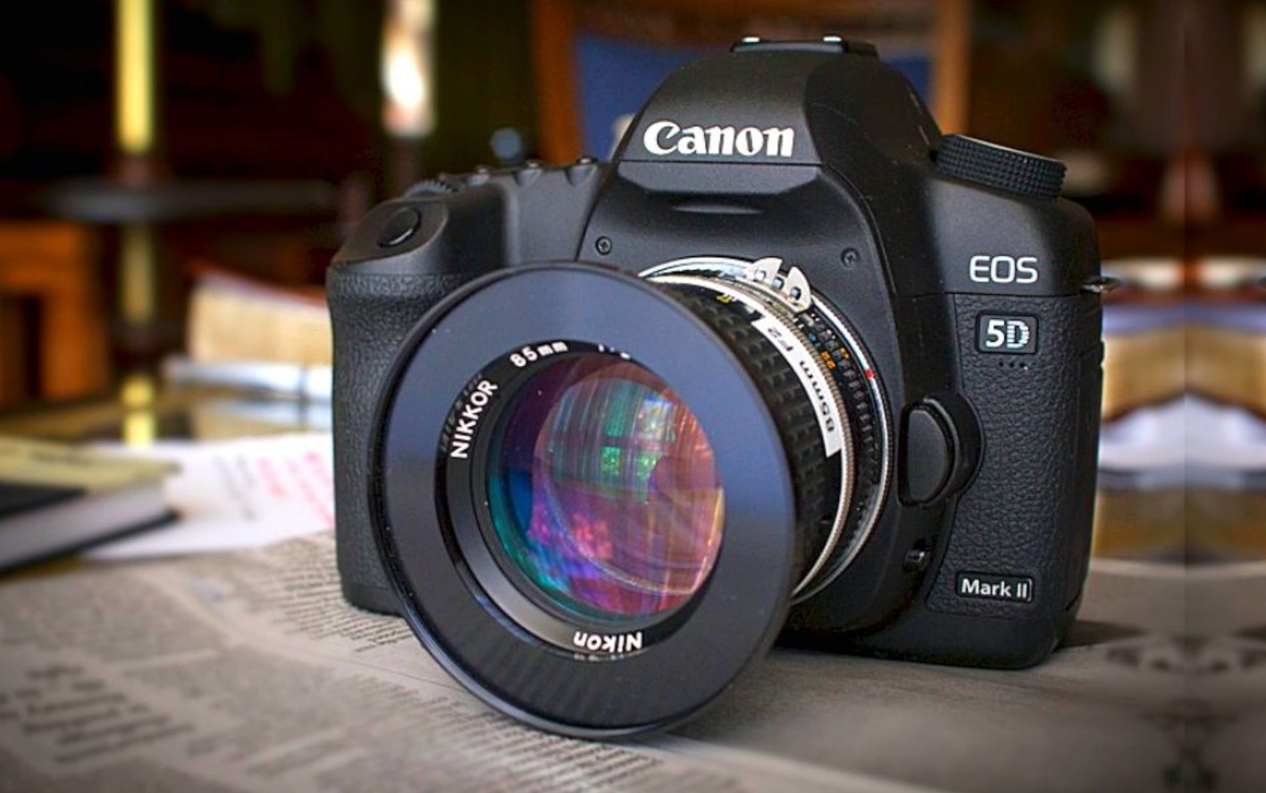 Top 4 "Lens Legends" That Shook the World of Photography